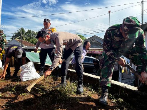 Sinergi TNI-Polri dan Masyarakat Warnai HUT TNI ke-80 Lewat Bakti Teritorial Prima di Lampung ...